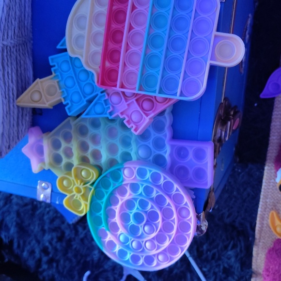 PopSocket | Toys | Pop It Fidget Toys 4pc Bundle | Poshmark